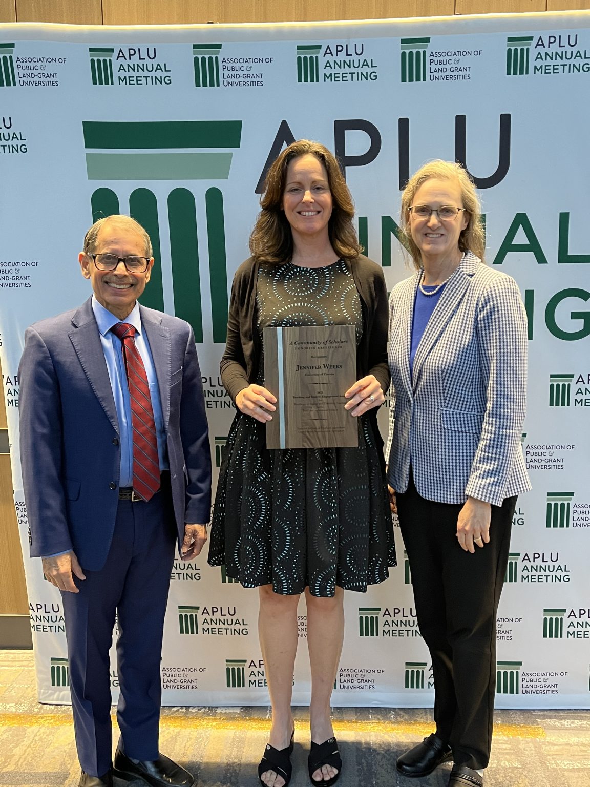 UF/IFAS Entomology Faculty Earns National Teaching Award from USDA - UF ...