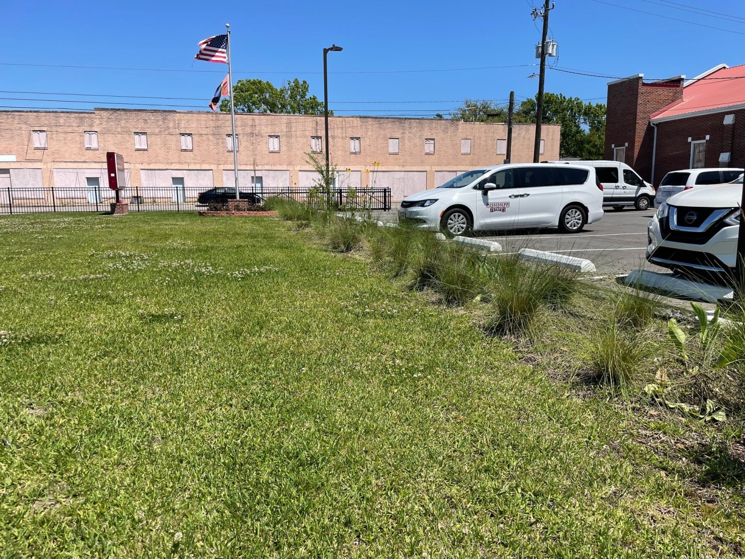 Weekly "What is it?": Stormwater Detention Vaults - UF/IFAS Extension ...