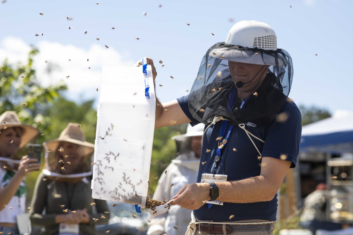 How it Happened: Honey Bee Research & Extension Laboratory Building ...