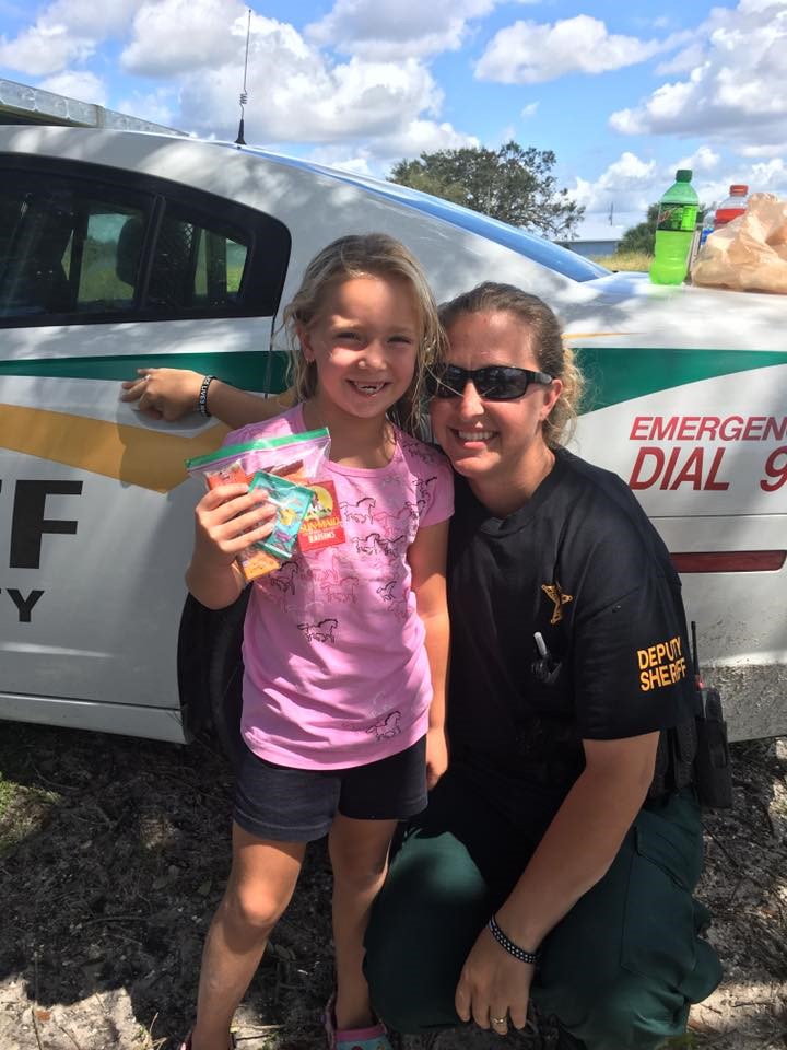 Hands to Larger Service - UF/IFAS Extension Glades County