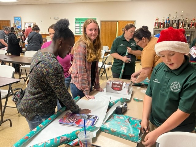 Why Community Service Matters in Putnam County 4-H - UF/IFAS Extension ...