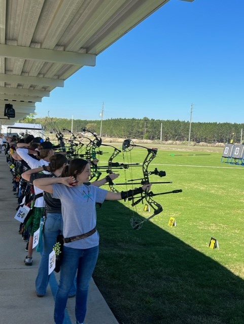 Hitting the Target with 4-H Archery - UF/IFAS Extension Putnam County